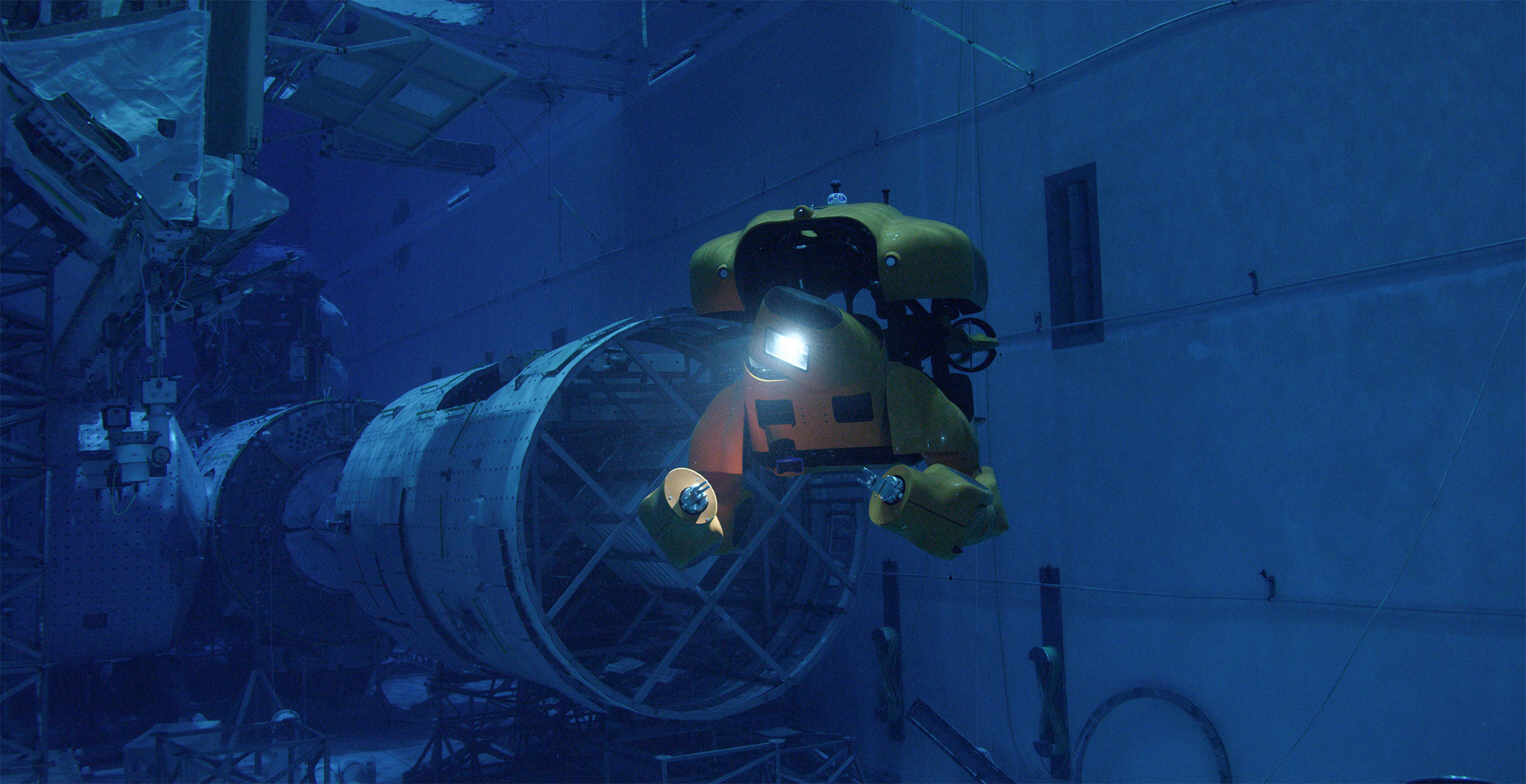 Aquanaut: an all-in-one amphibian robot and submarine
