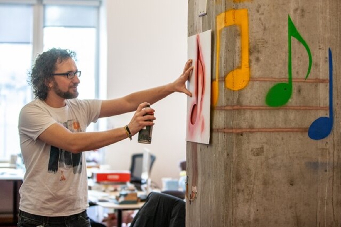 "Smart" paint turns any surface into a control panel